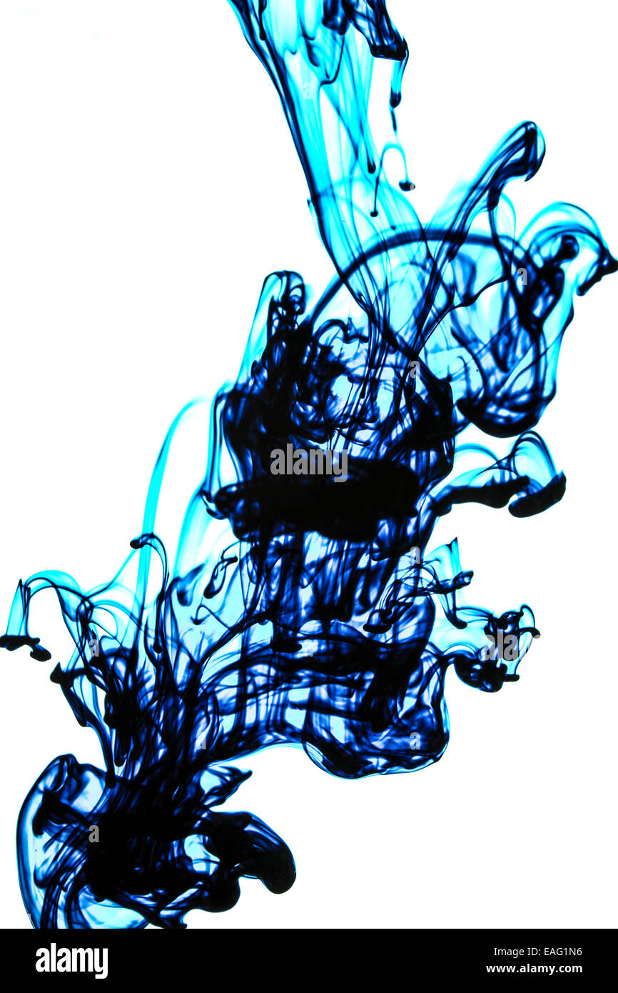 Swirling blue dye in water hi-res stock photography and images - Alamy
