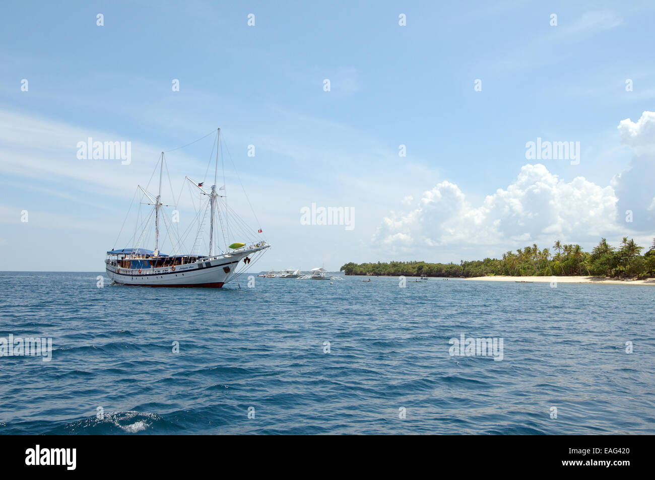 Bohol philippines boat hi-res stock photography and images - Alamy