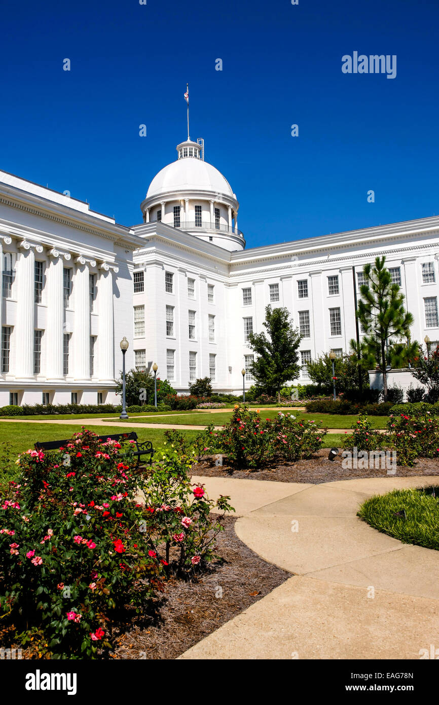 The Alabama State Capitol Building on "Goat Hill" in Montgomery Stock ...