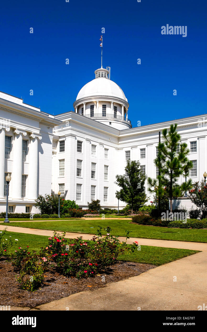 The Alabama State Capitol Building on "Goat Hill" in Montgomery Stock ...