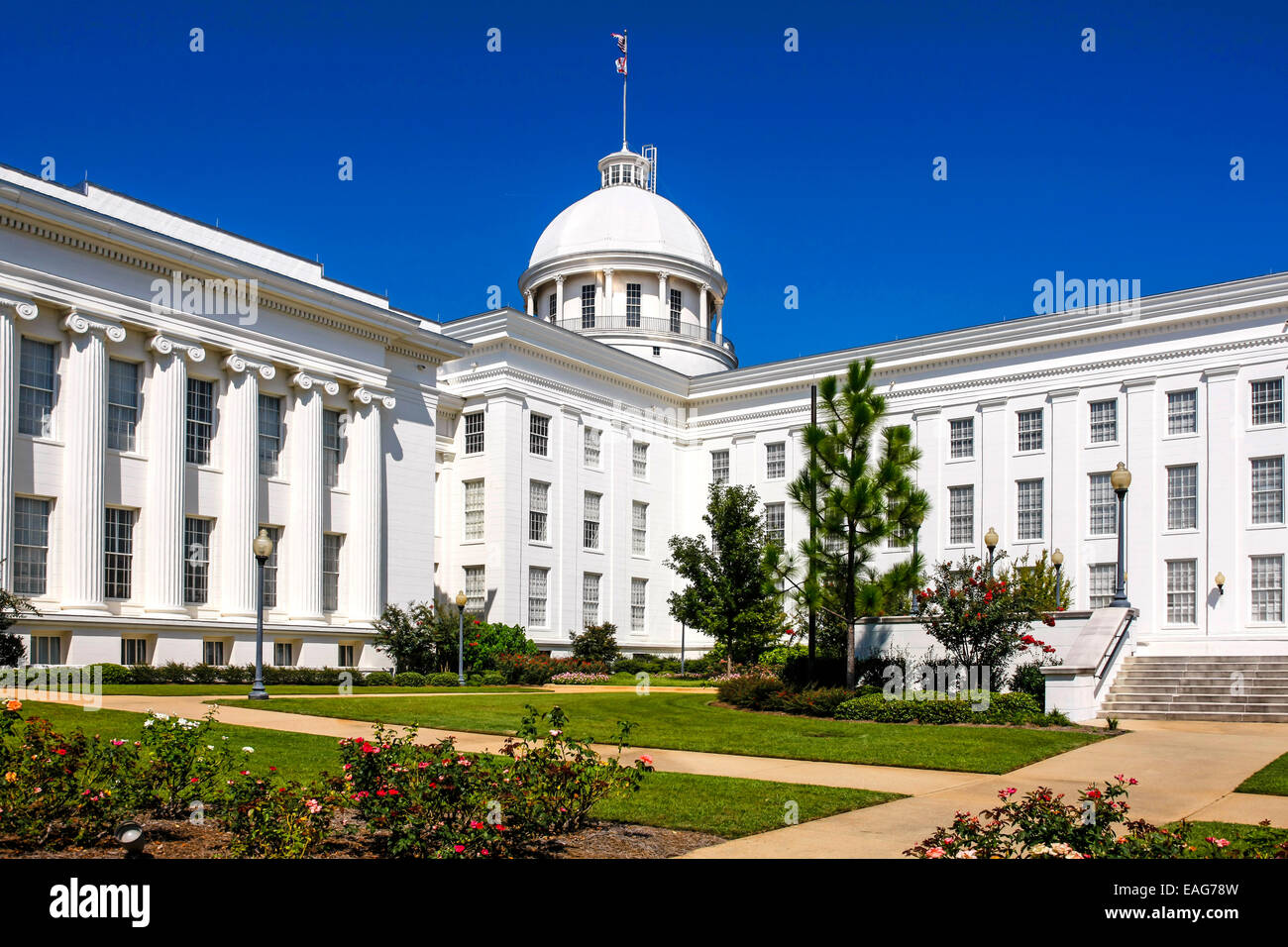 The Alabama State Capitol Building on "Goat Hill" in Montgomery Stock ...