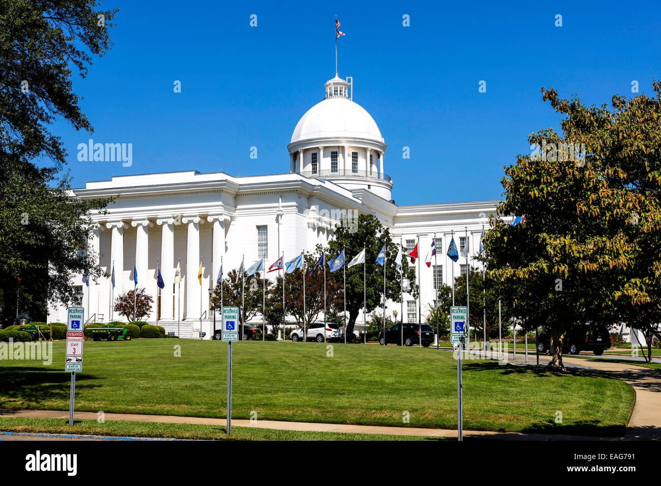 The Alabama State Capitol Building on "Goat Hill" in Montgomery Stock ...