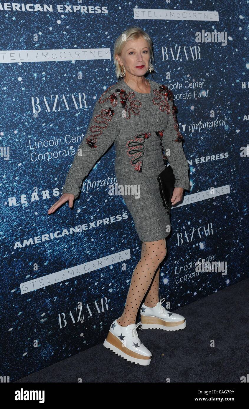 Cindy Sherman at arrivals for An Evening Honoring Stella McCartney ...
