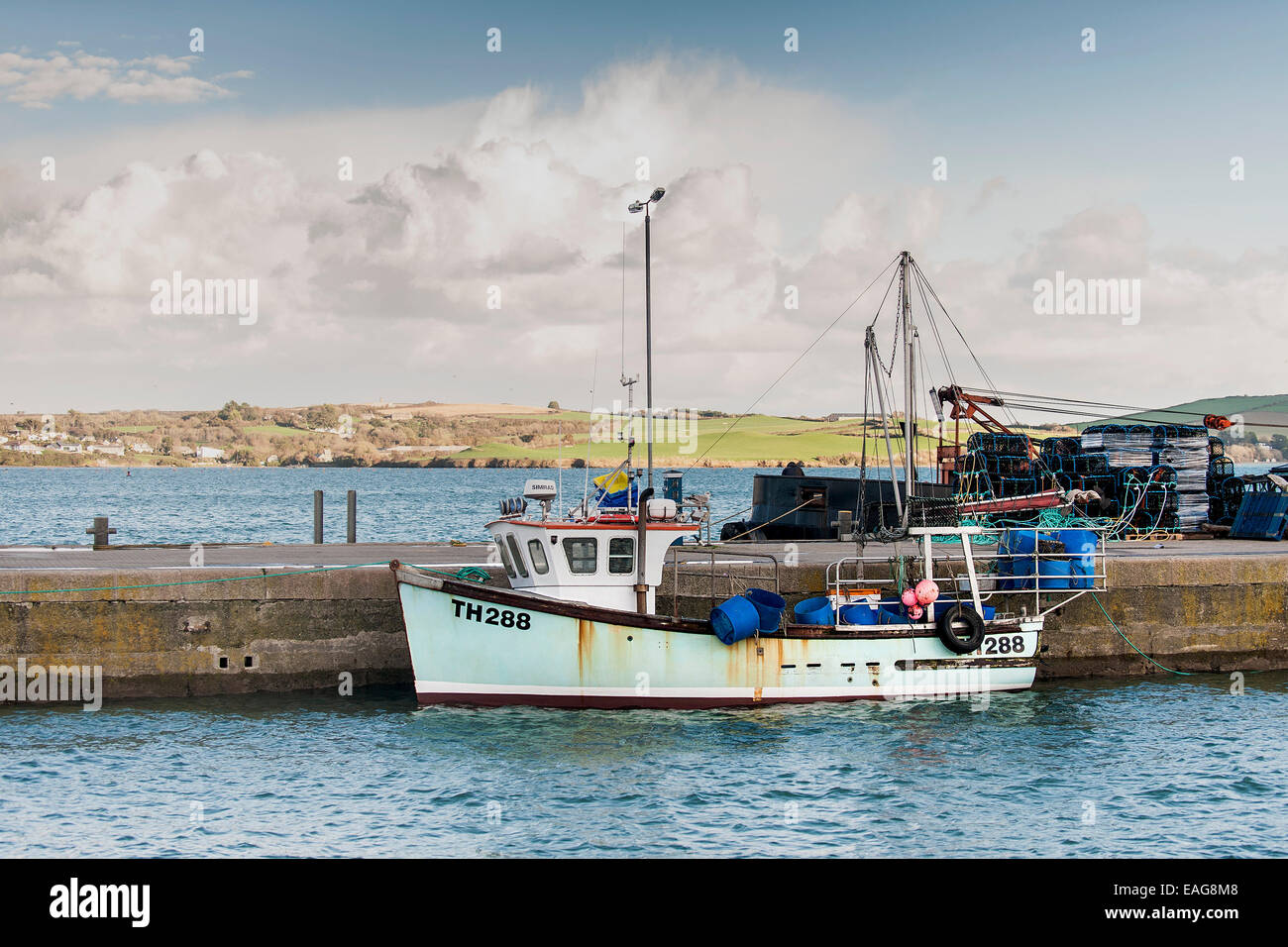 The small fishing boat "Golden Lancer" TH288 tied up in Padstow Harbour ...