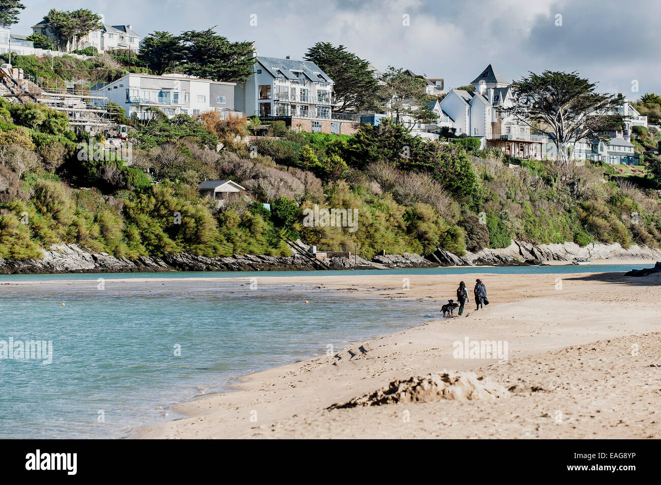 Houses overlooking the River Gannel in Newquay, Cornwall Stock Photo ...