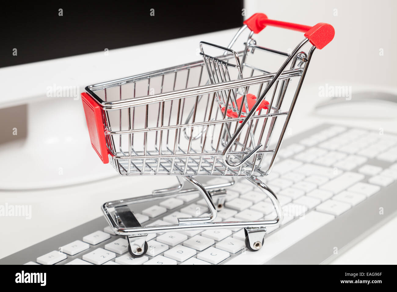 shopping cart on a computer keyboard Stock Photo - Alamy