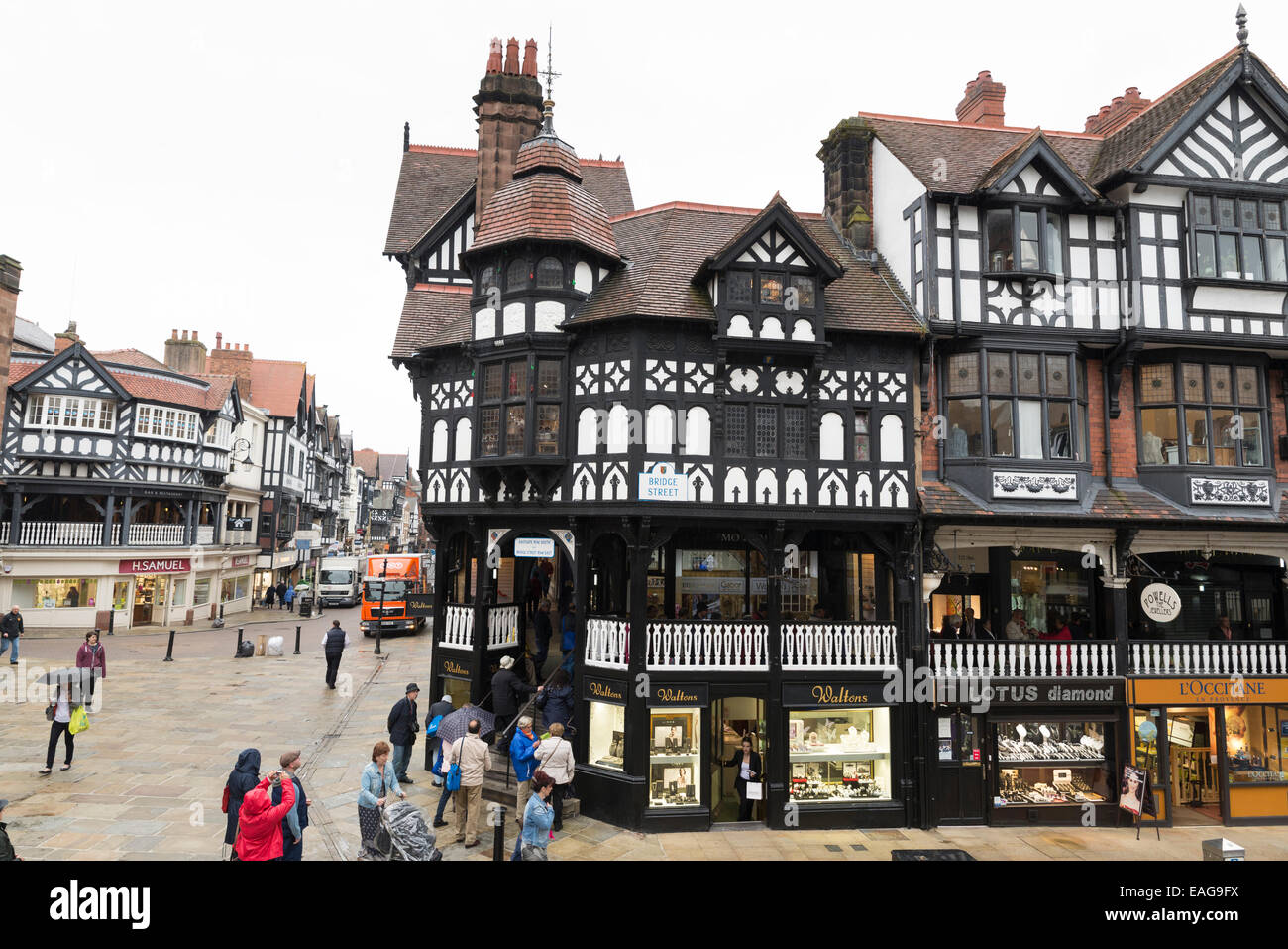 Chester rows medieval hi-res stock photography and images - Alamy