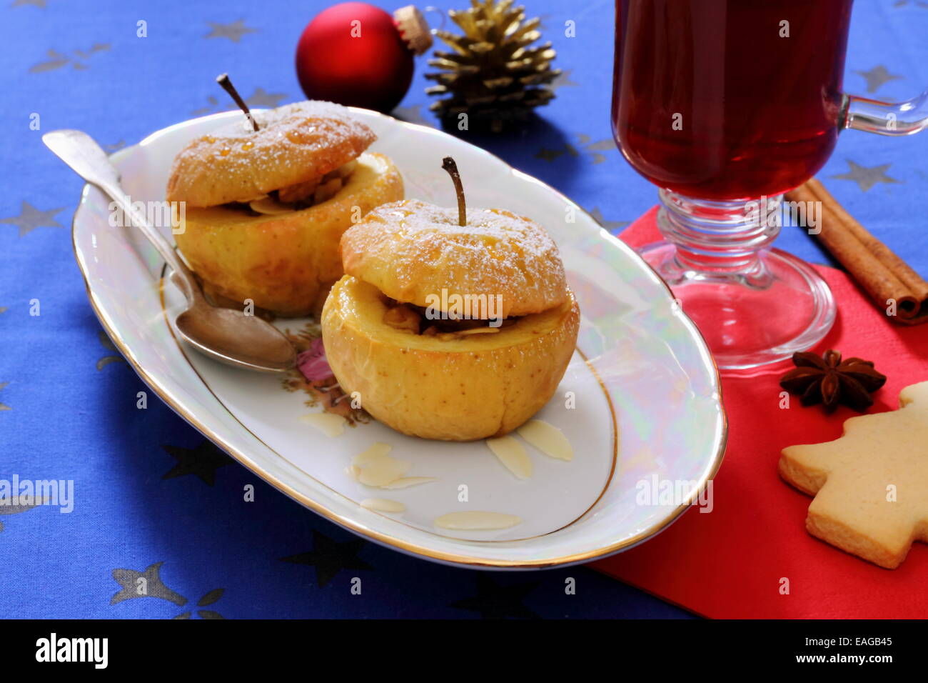 Christmas apples and nuts hi-res stock photography and images - Alamy