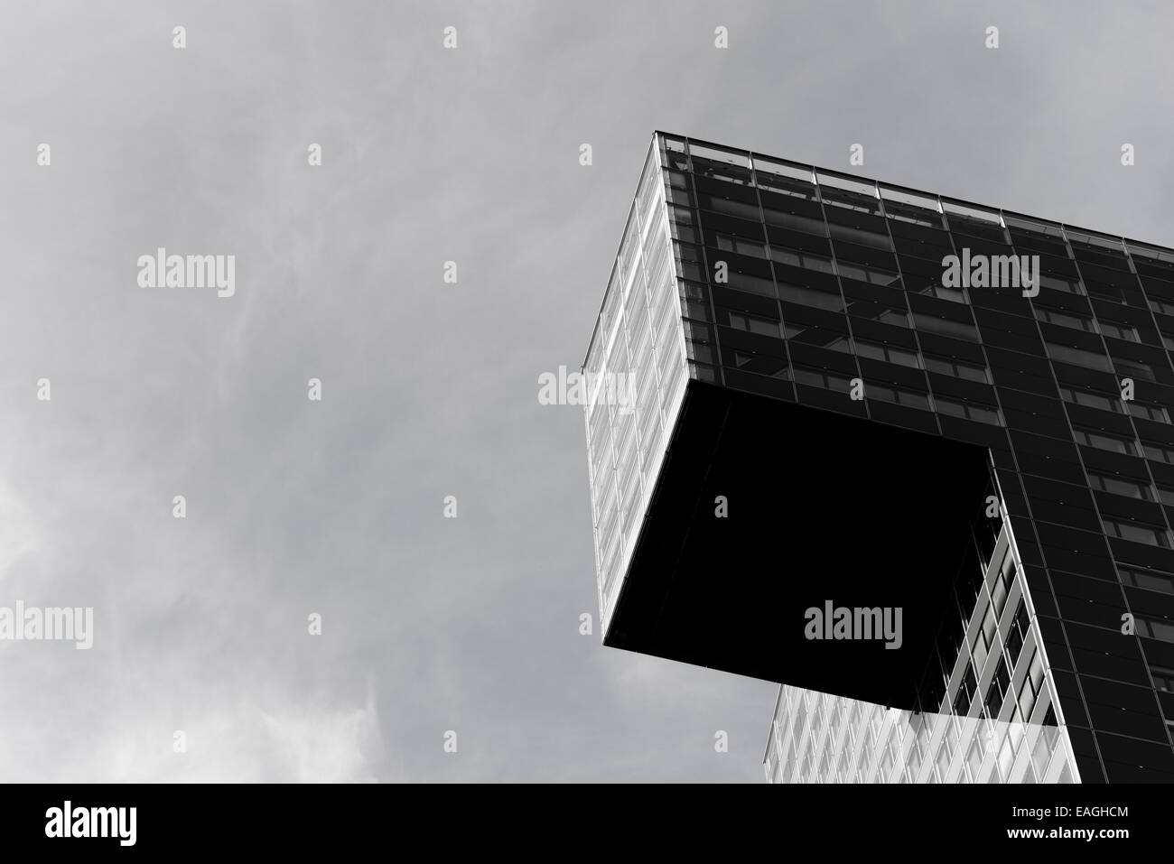 IZD Tower, Danube City, DC, Vienna, Austria Stock Photo - Alamy