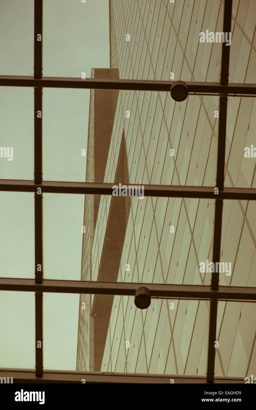 IZD Tower, Danube City, DC, Vienna, Austria Stock Photo - Alamy