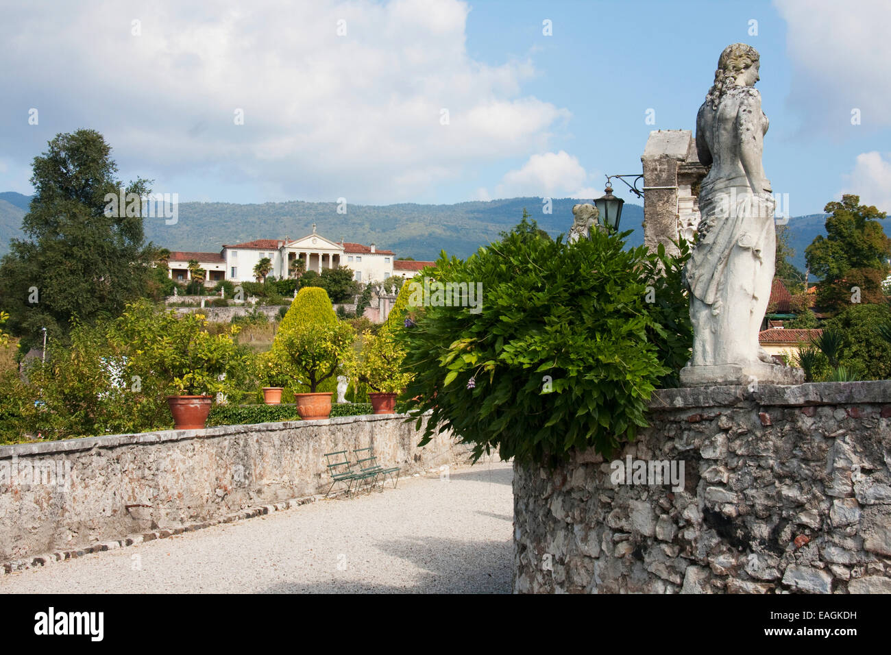 Gardens Of Villa Godi Malinverni & Villa Piovene By Andrea Palladio ...