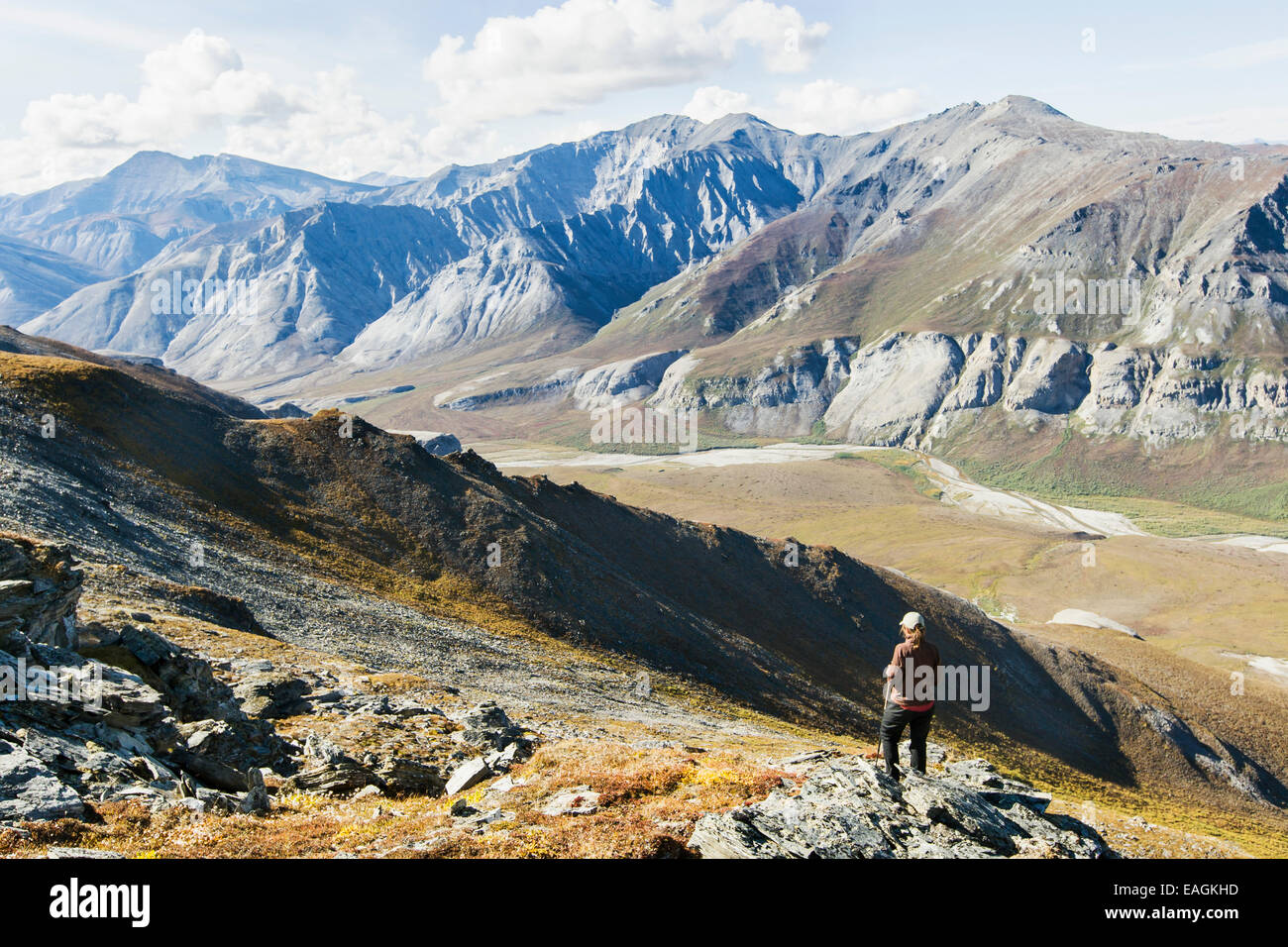 Mountain explore hi-res stock photography and images - Alamy