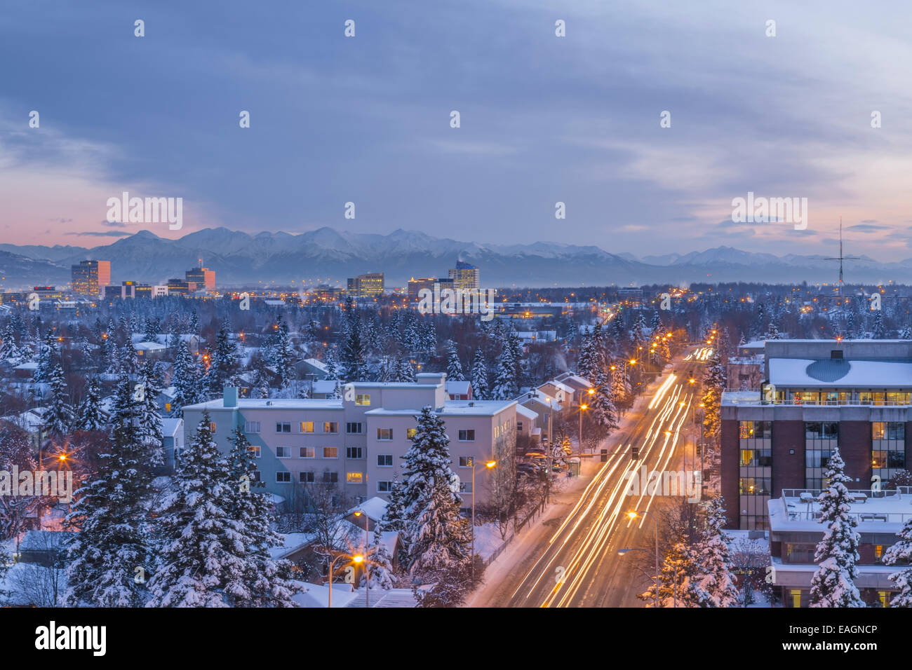 Skyline view anchorage alaska night hi-res stock photography and images ...