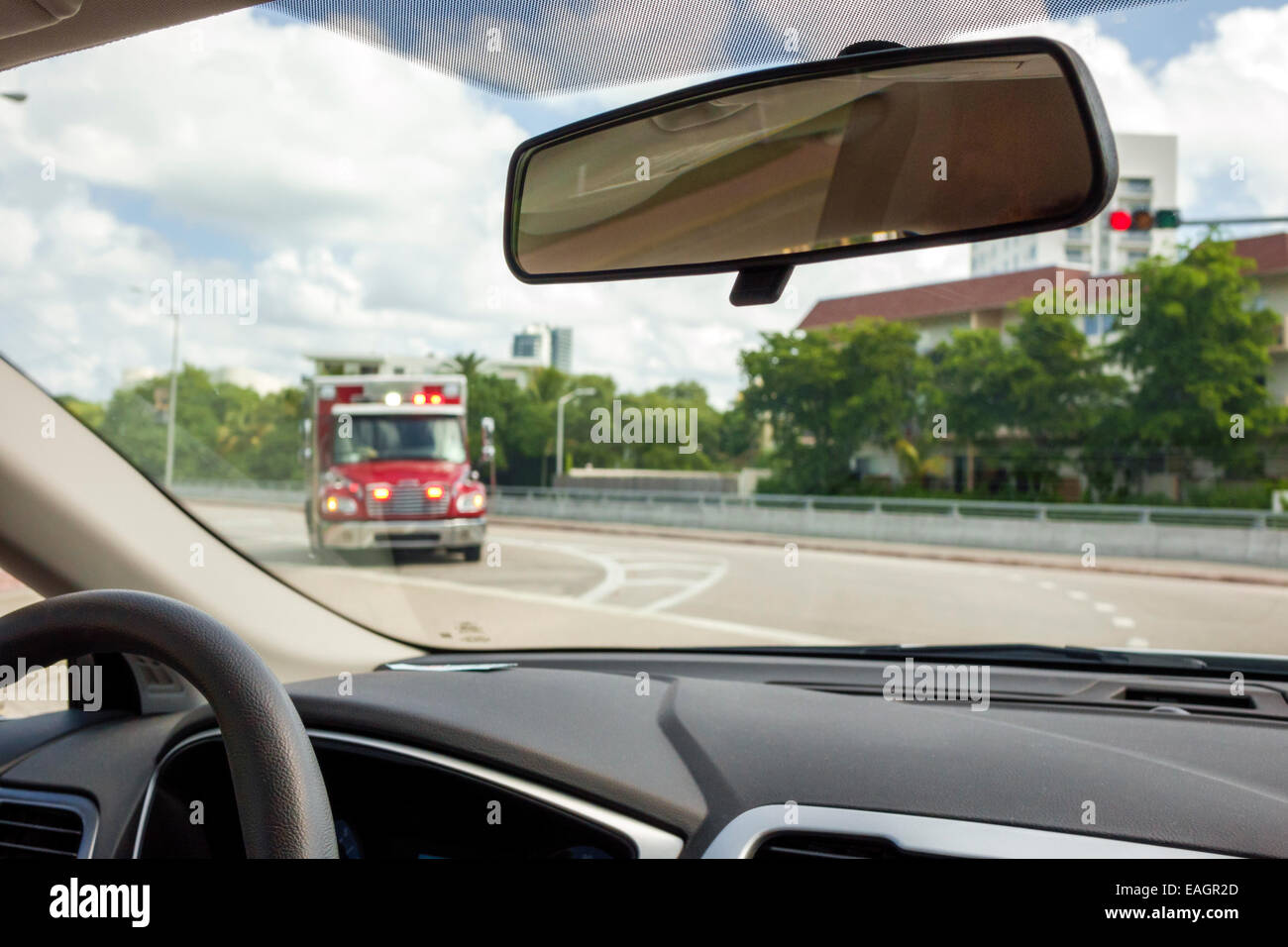Car ambulance us hi-res stock photography and images - Alamy