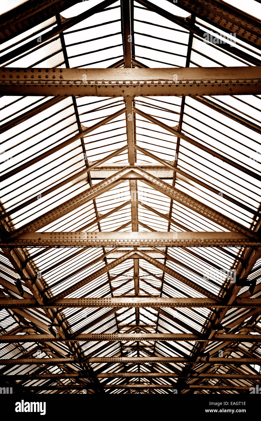 An epic truss structure above a municipal facility Stock Photo - Alamy