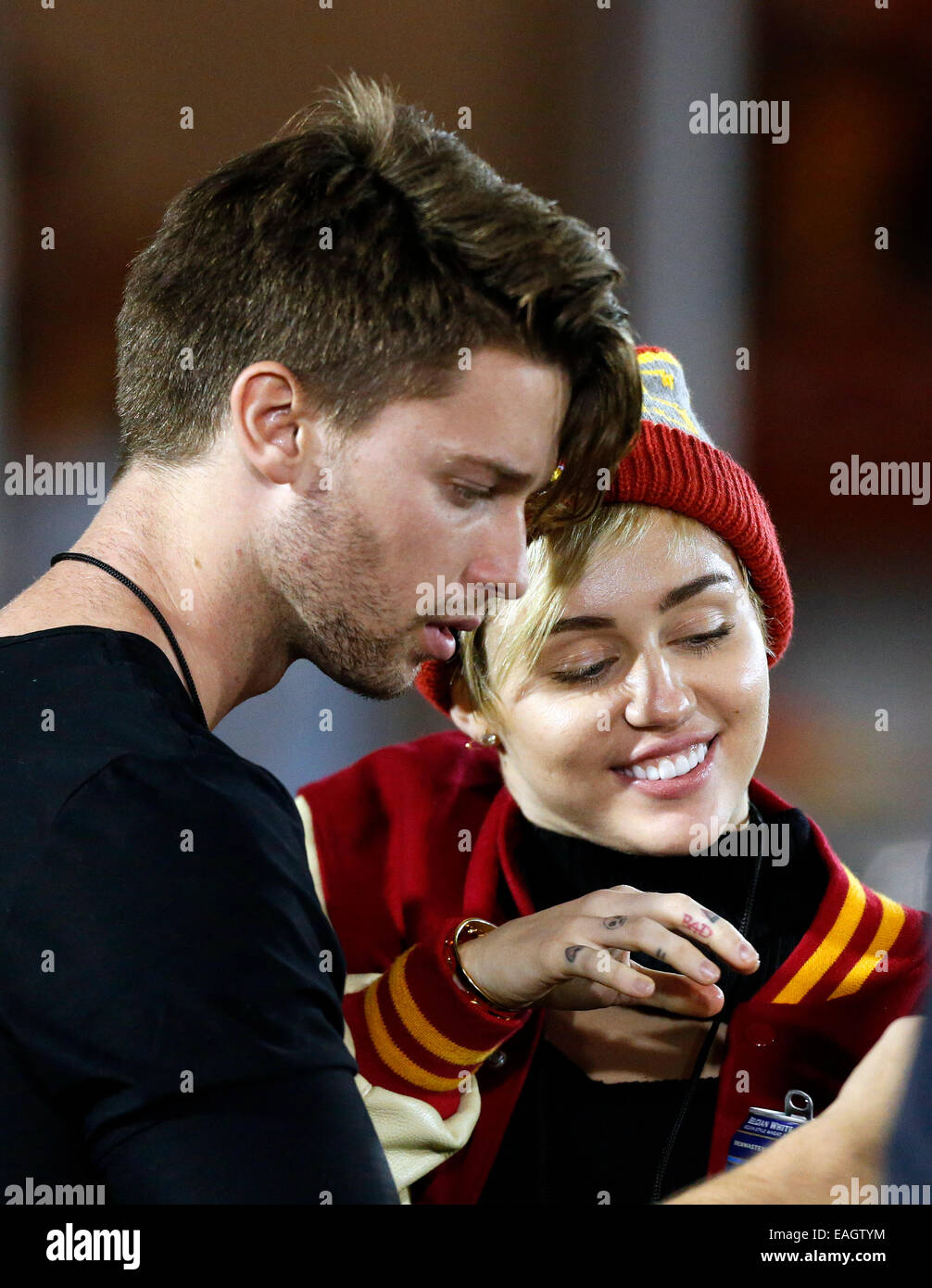 Patrick schwarzenegger miley cyrus hi-res stock photography and images ...