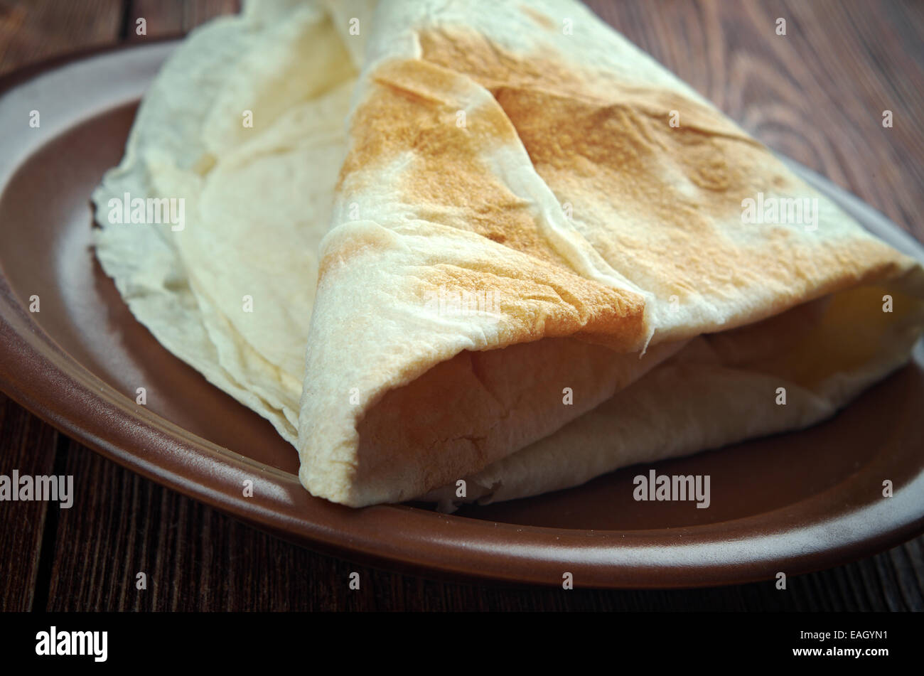 Markook - flatbread common in the countries of the Levant.Yufka is a ...