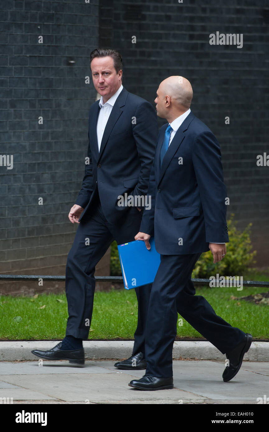 Politicians arrive for a Cabinet meeting at 10 Downing Street ...
