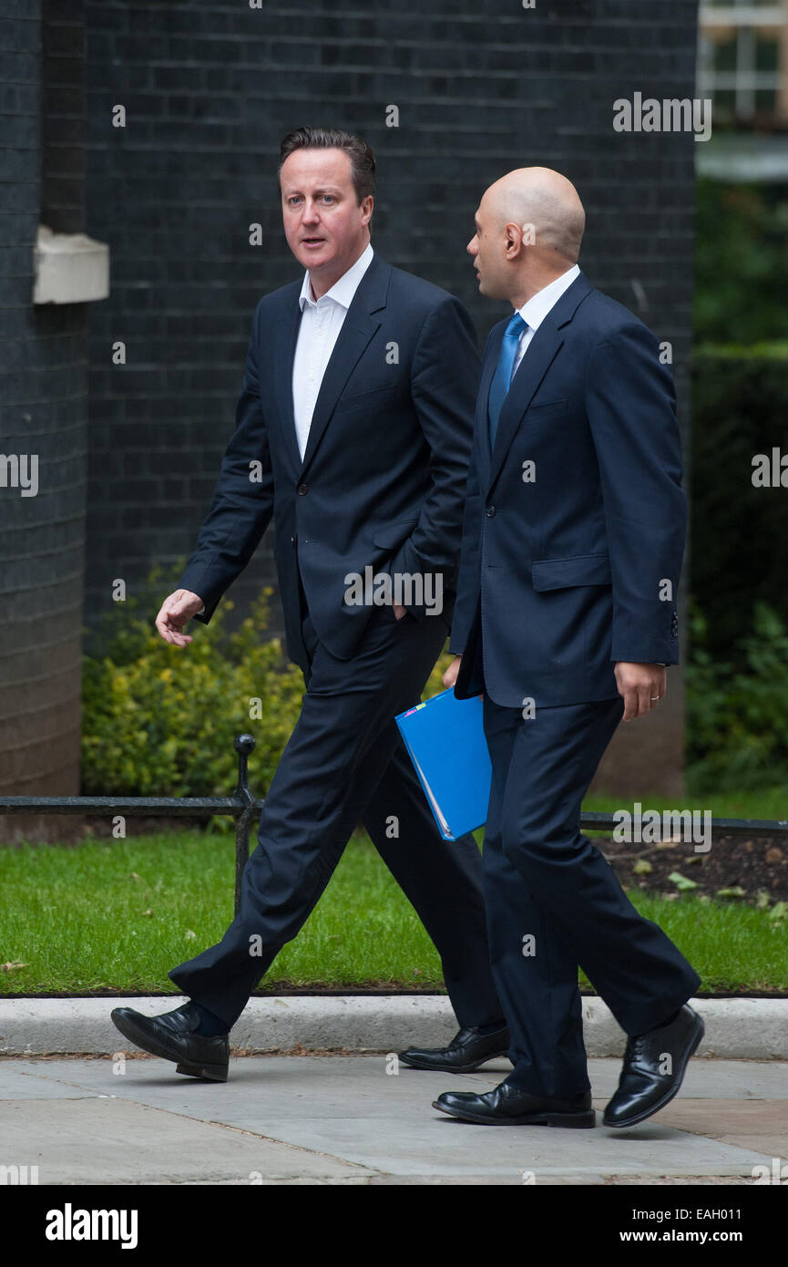 Politicians arrive for a Cabinet meeting at 10 Downing Street ...