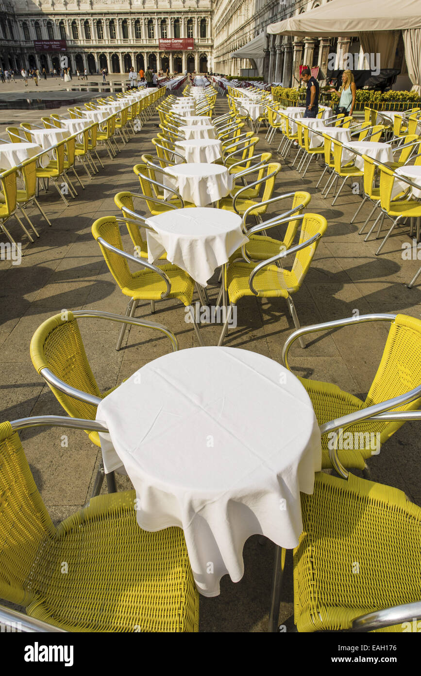 Empty piazza san marco hi-res stock photography and images - Alamy