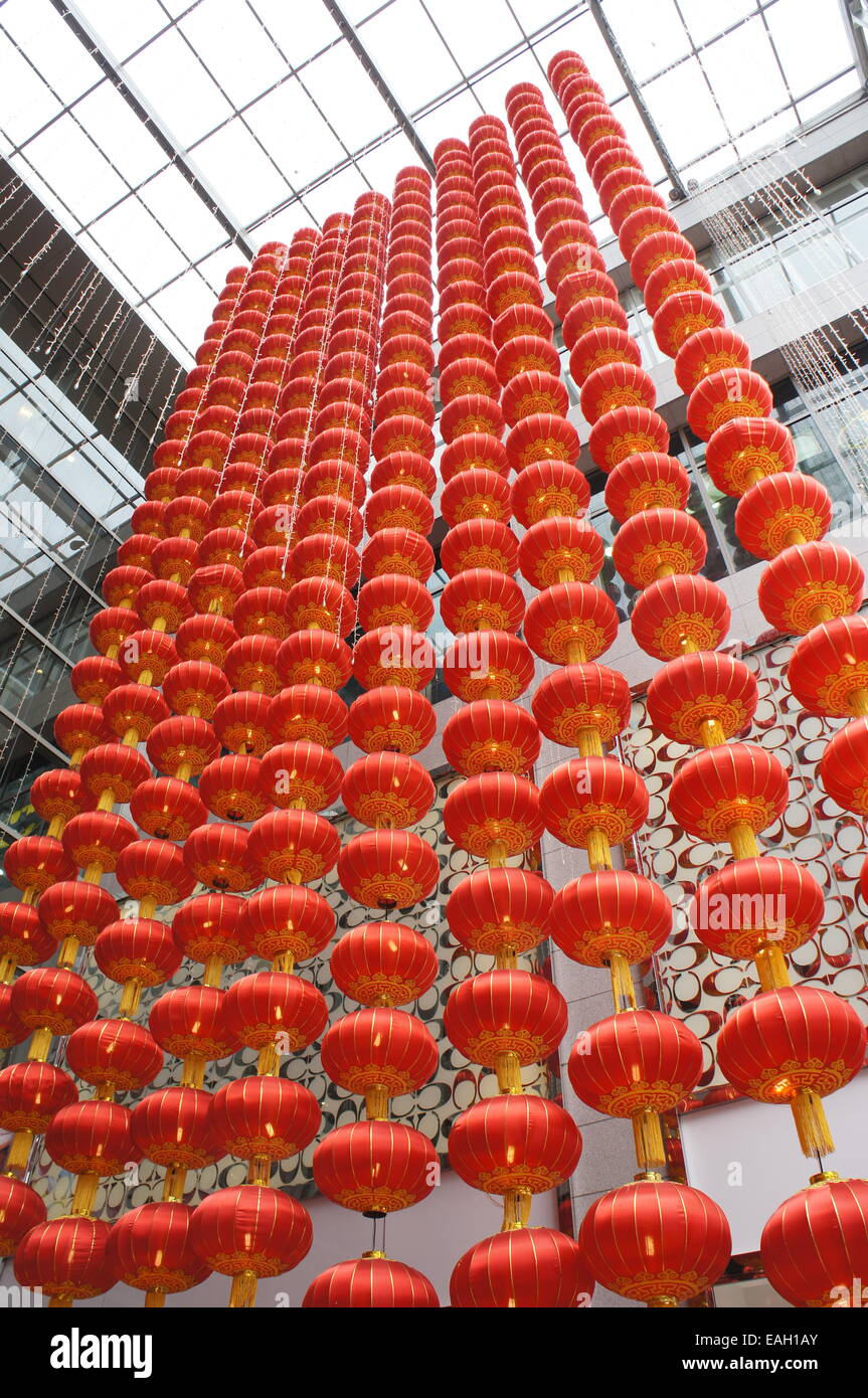 hanging Chinese lanterns Stock Photo - Alamy