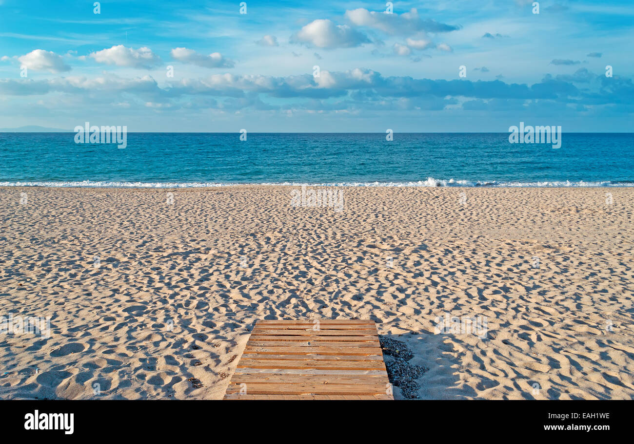 wooden boardwalk on the sand Stock Photo - Alamy