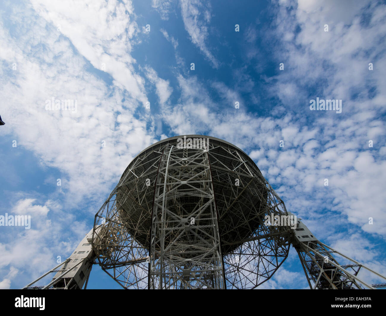 Jodrell bank observatory hi-res stock photography and images - Alamy