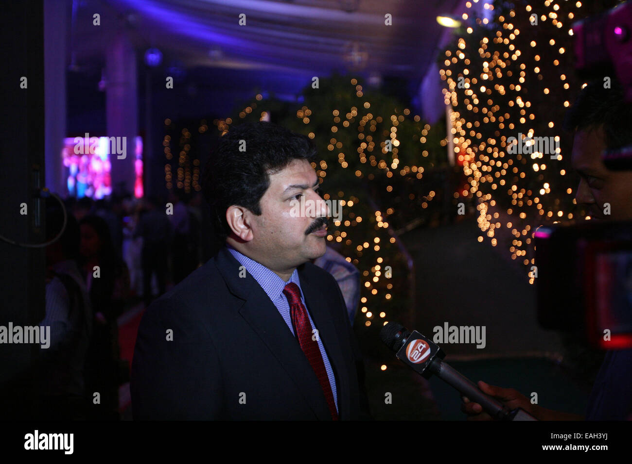 Dhaka 14 November 2014. Hamid Mir is a Pakistani journalist, news ...