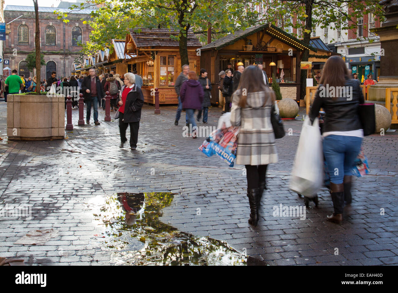 Dickensian scene hi-res stock photography and images - Alamy