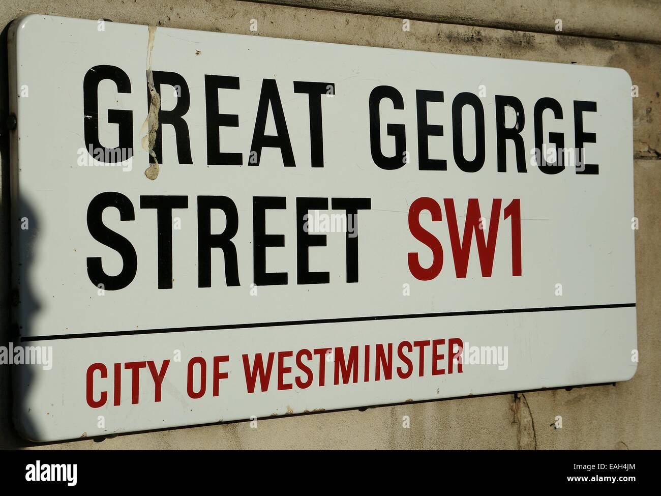 Queens walkway symbol in pavement hi-res stock photography and images ...