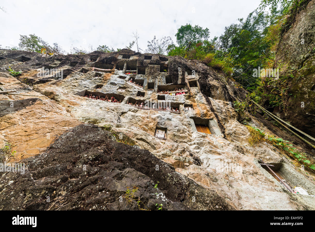 Londa (Tana Toraja, South Sulawesi, Indonesia), famous burial site with ...