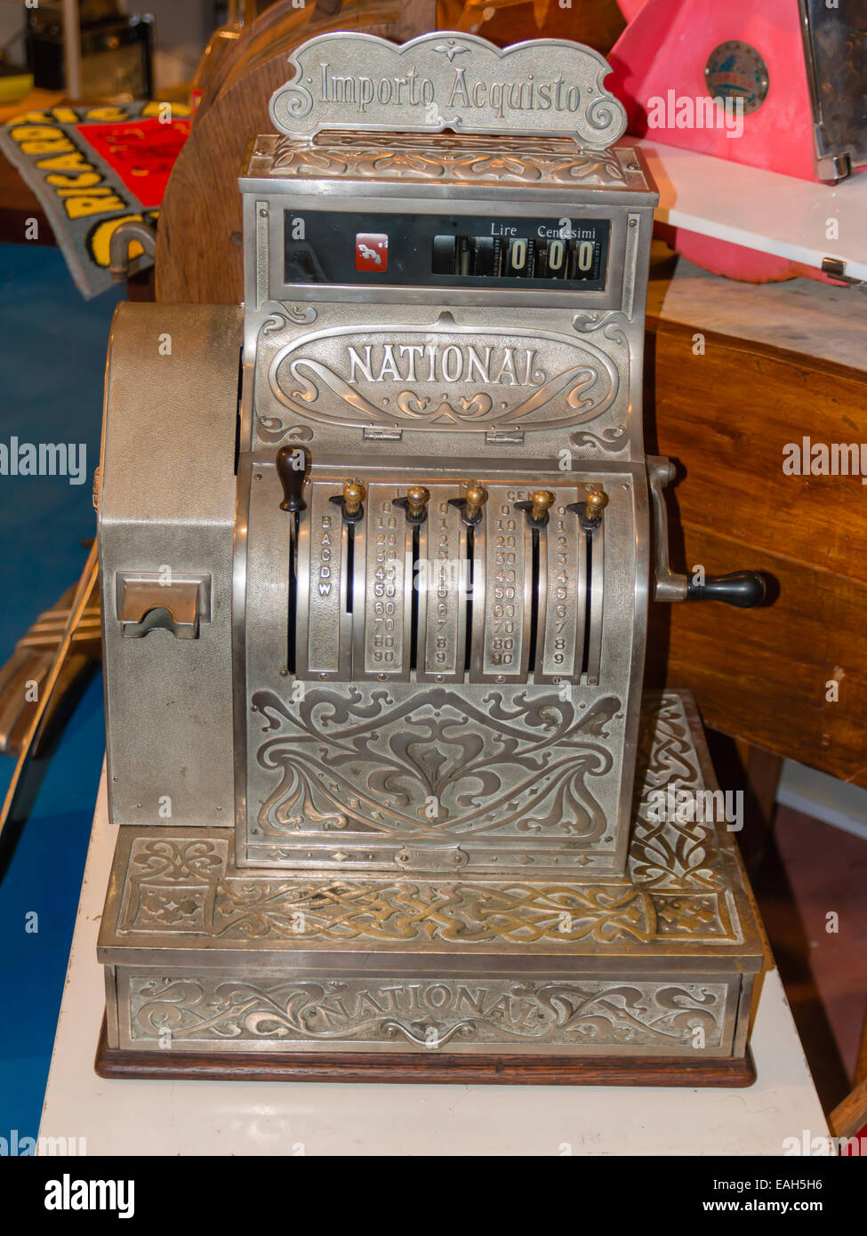 Antique cash register cash desk hi-res stock photography and images - Alamy