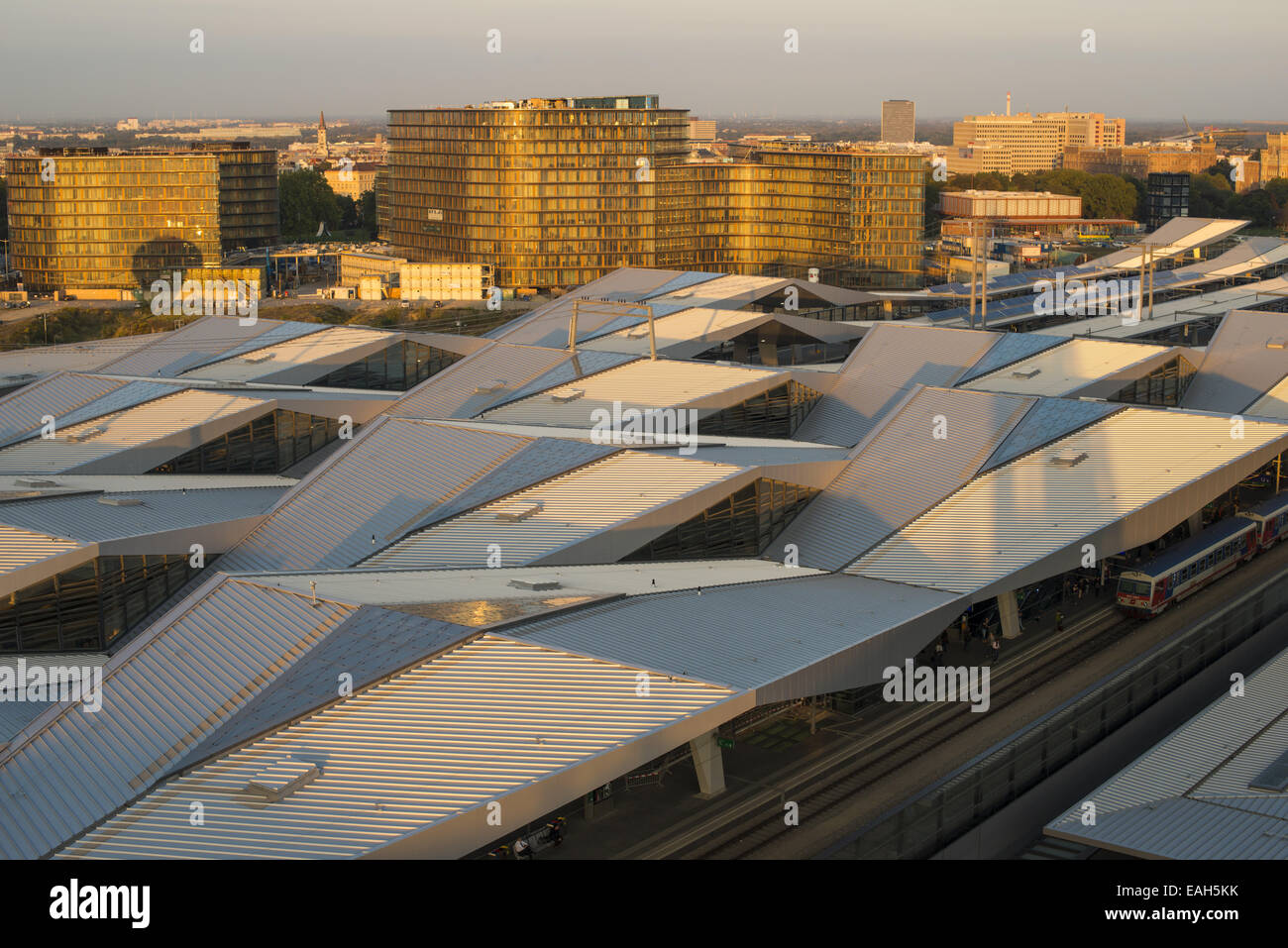 Wien Hauptbahnhof, Vienna Hauptbahnhof, Vienna main railway station ...