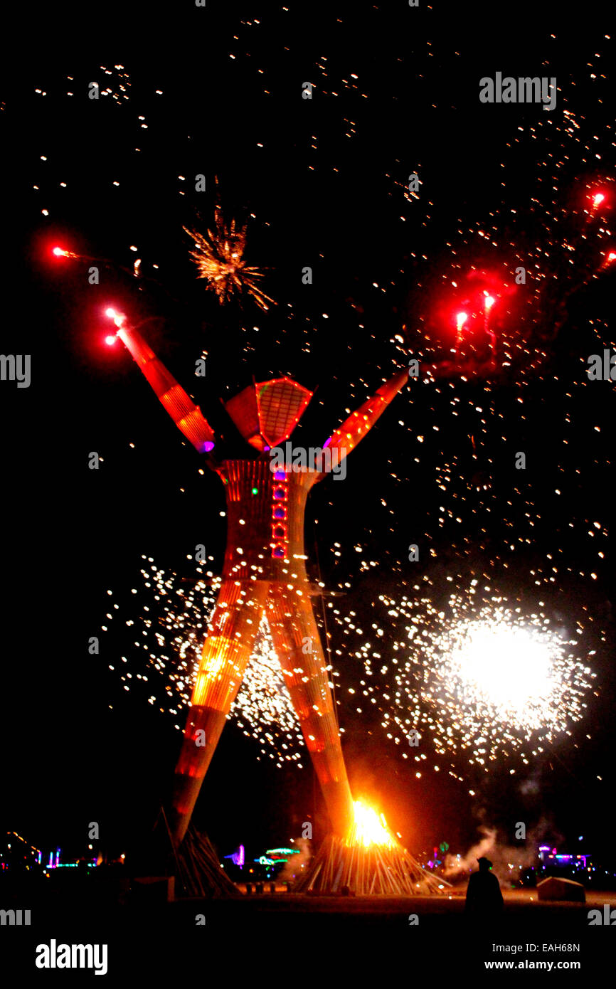 Burning man festival sculpture hi-res stock photography and images - Alamy