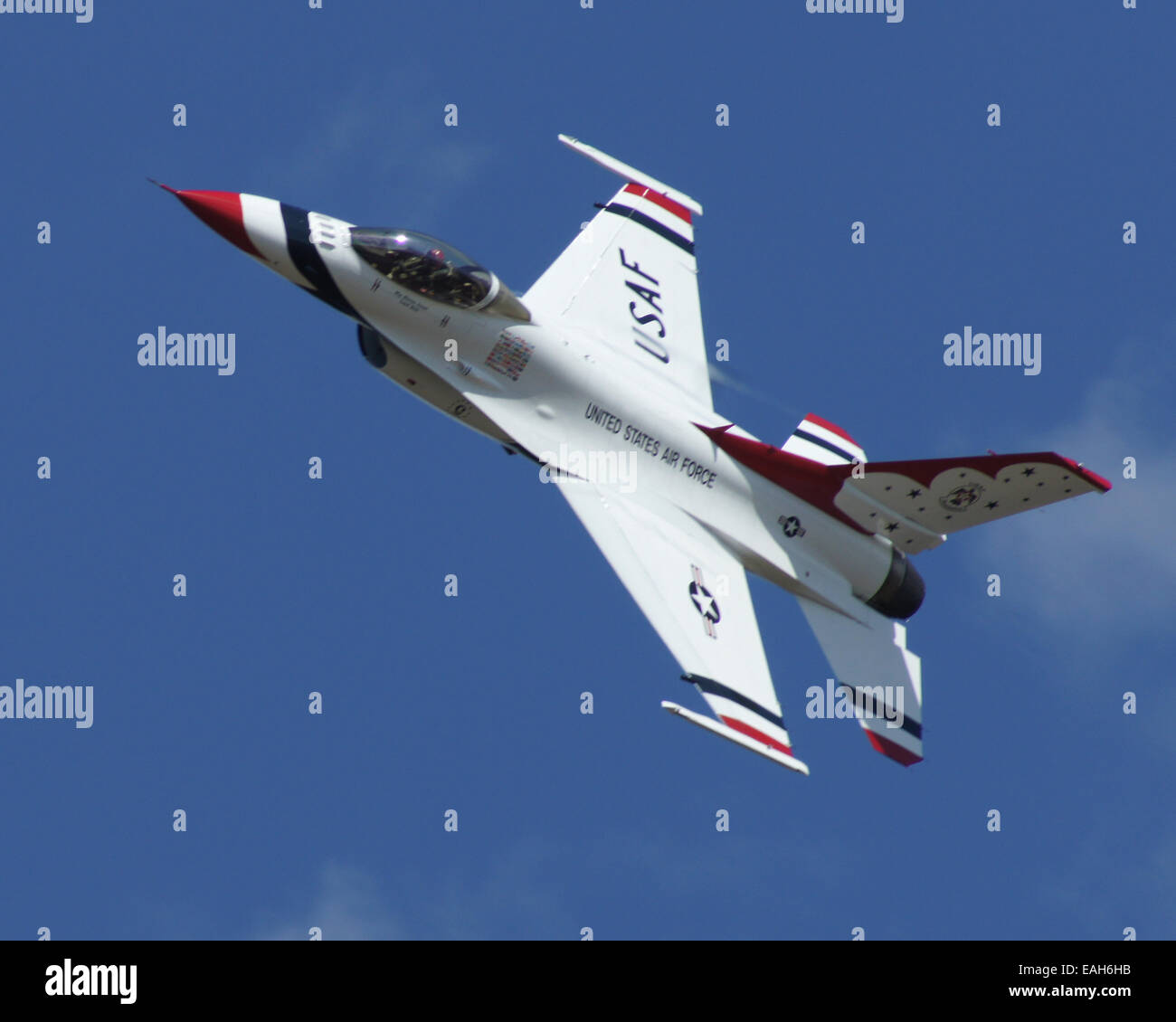 Thunderbirds- the US Air Force Flight Demonstration Squadron ...