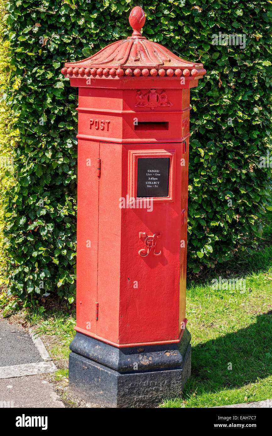 Victorian badge hi-res stock photography and images - Alamy