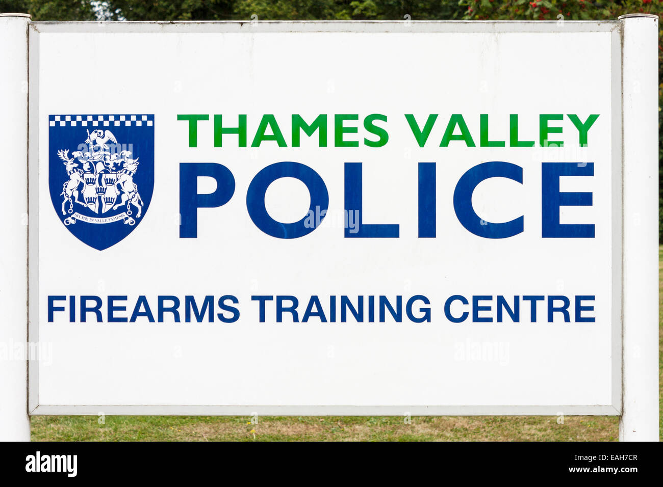 Police firearms hi-res stock photography and images - Alamy