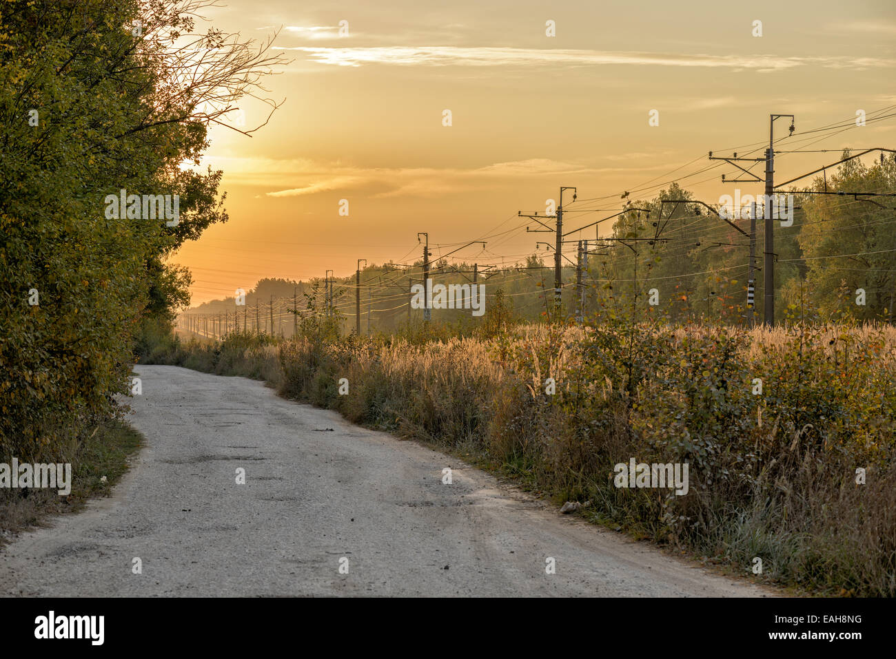 Dawn landscape rural road hi-res stock photography and images - Alamy
