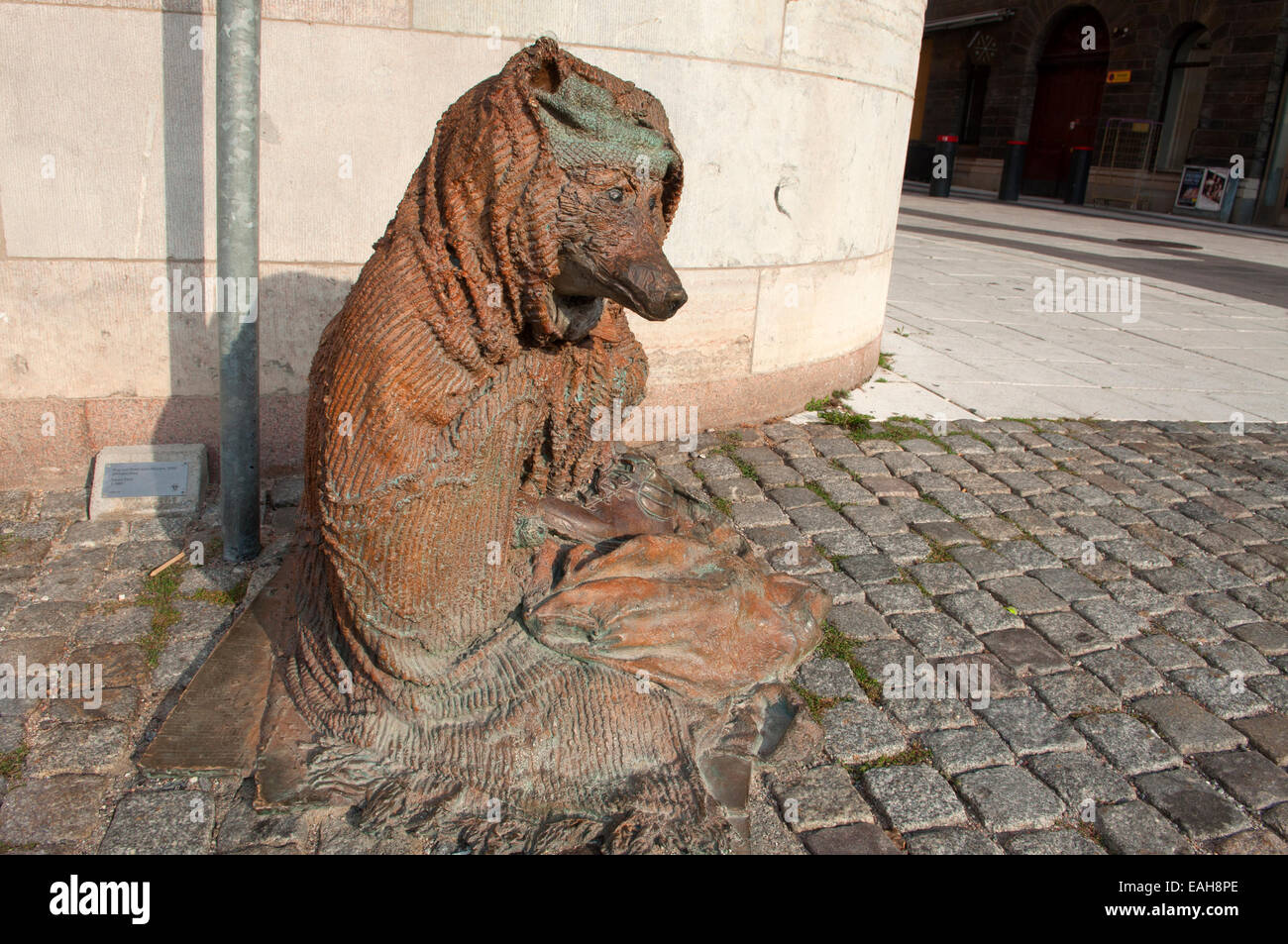 Homeless Fox by Laura Ford, Stockholm, Sweden Stock Photo - Alamy