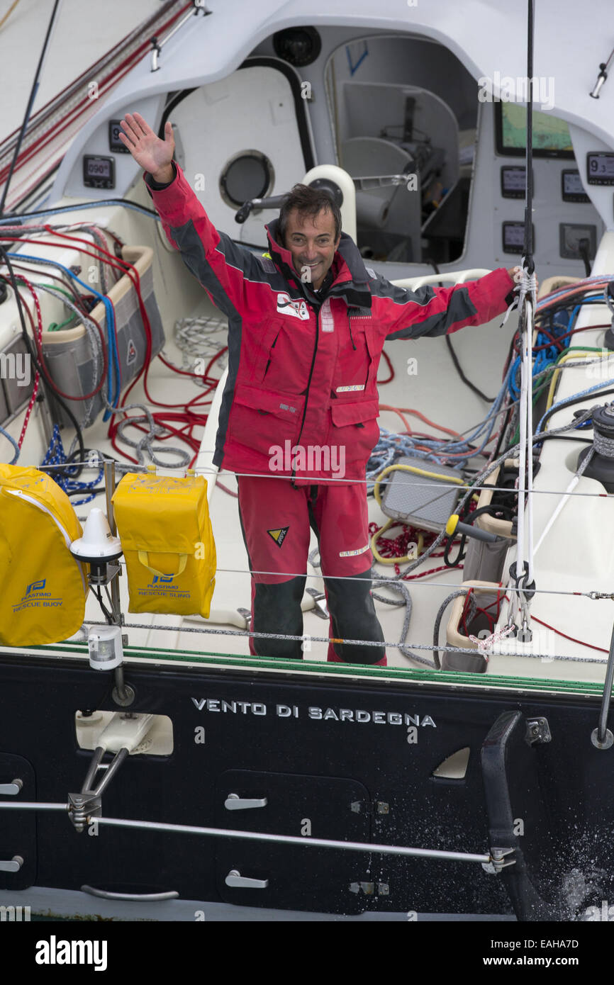 Saint Malo, Brittany, France. 26th Oct, 2014. Boats prepare for the ...