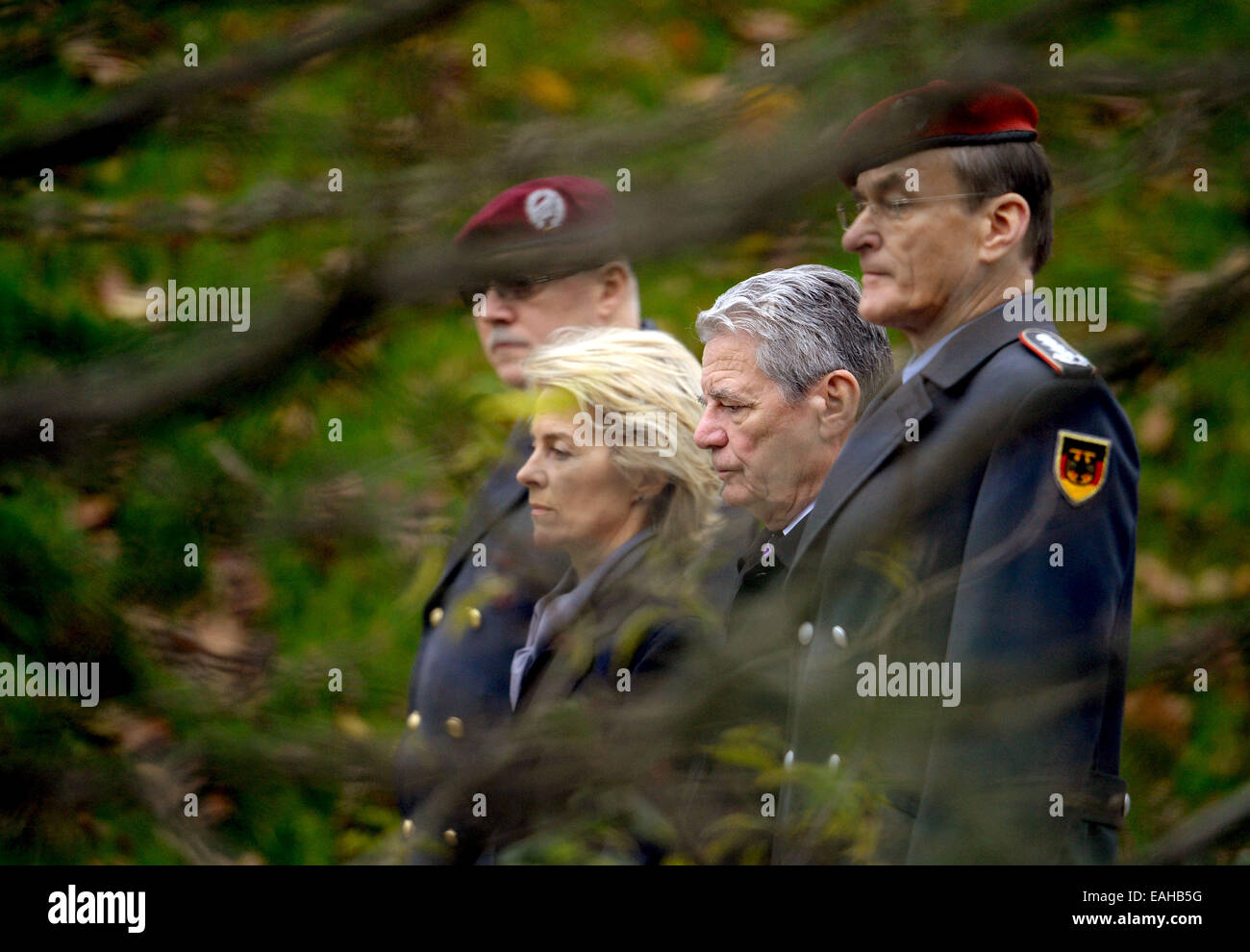 Chief of Protocol Colonel Hubertus von Rohr, German President Joachim ...
