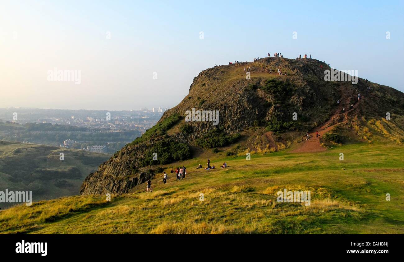 Arthur's seat edinburgh september hi-res stock photography and images ...