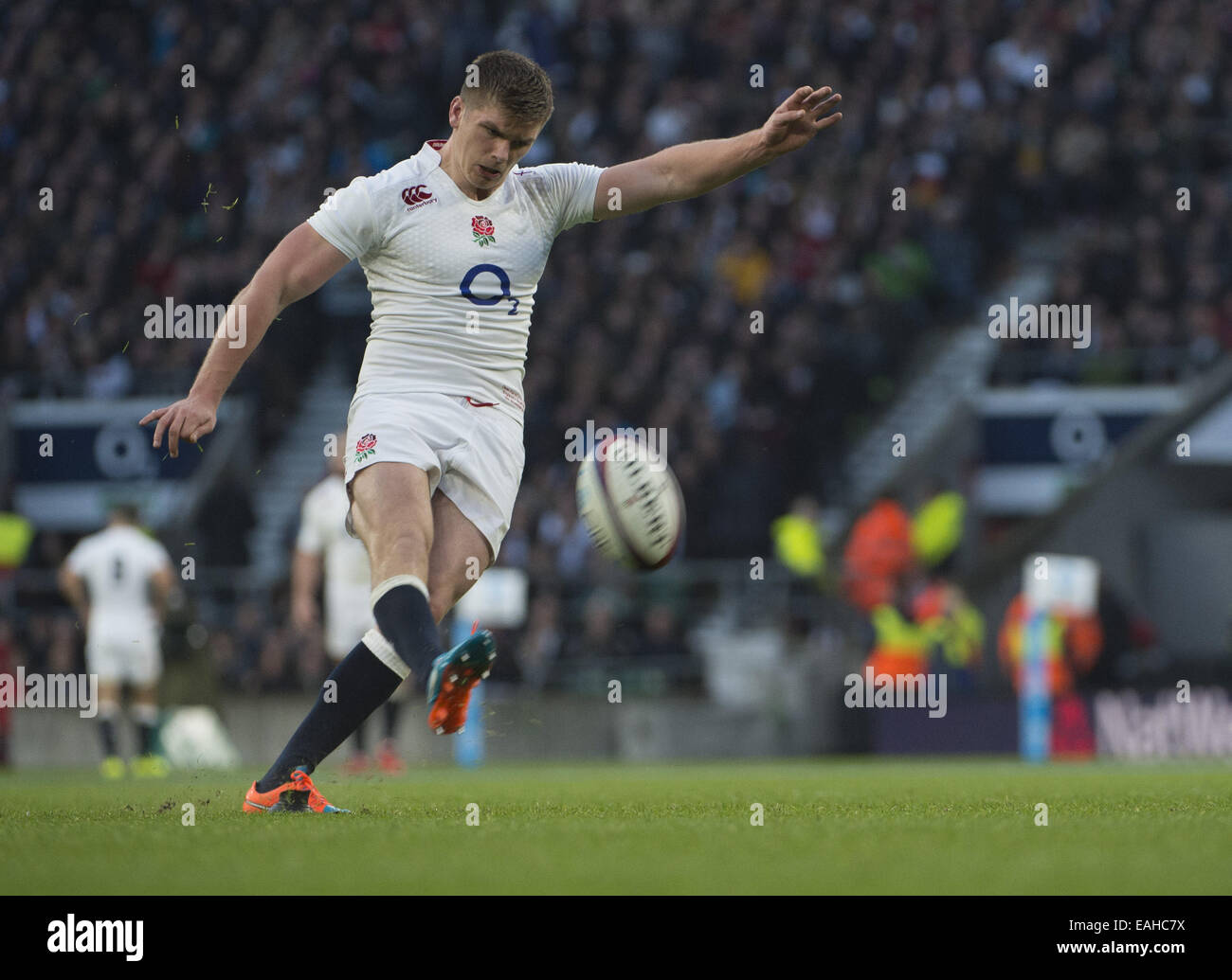 Englands owen farrell hi-res stock photography and images - Alamy