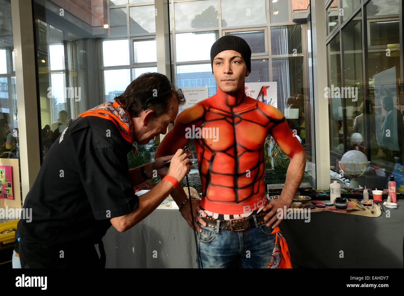 Bert Verstappen, from the Netherlands, former world champion in sponge ...