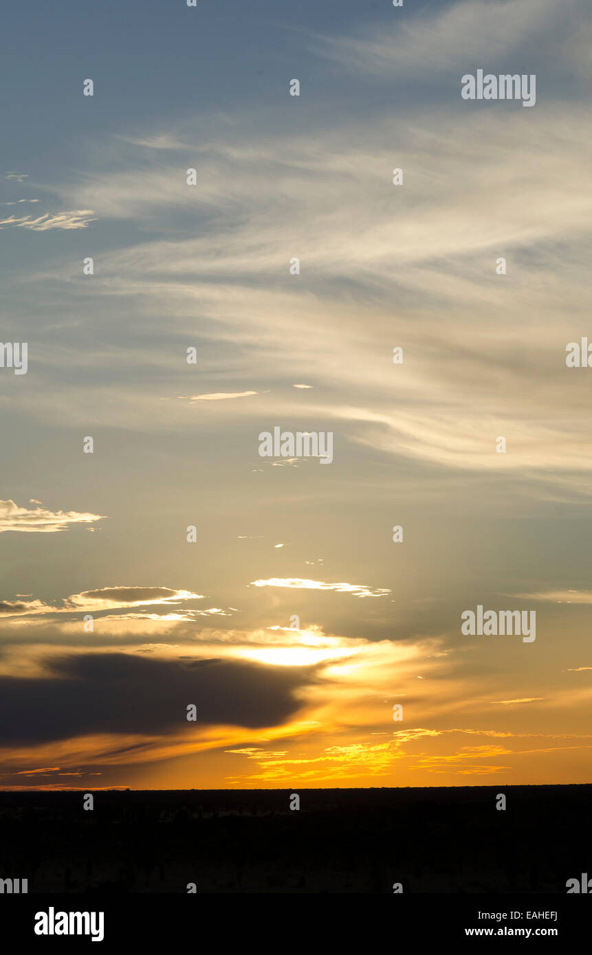 Glowing uluru sunset hi-res stock photography and images - Alamy
