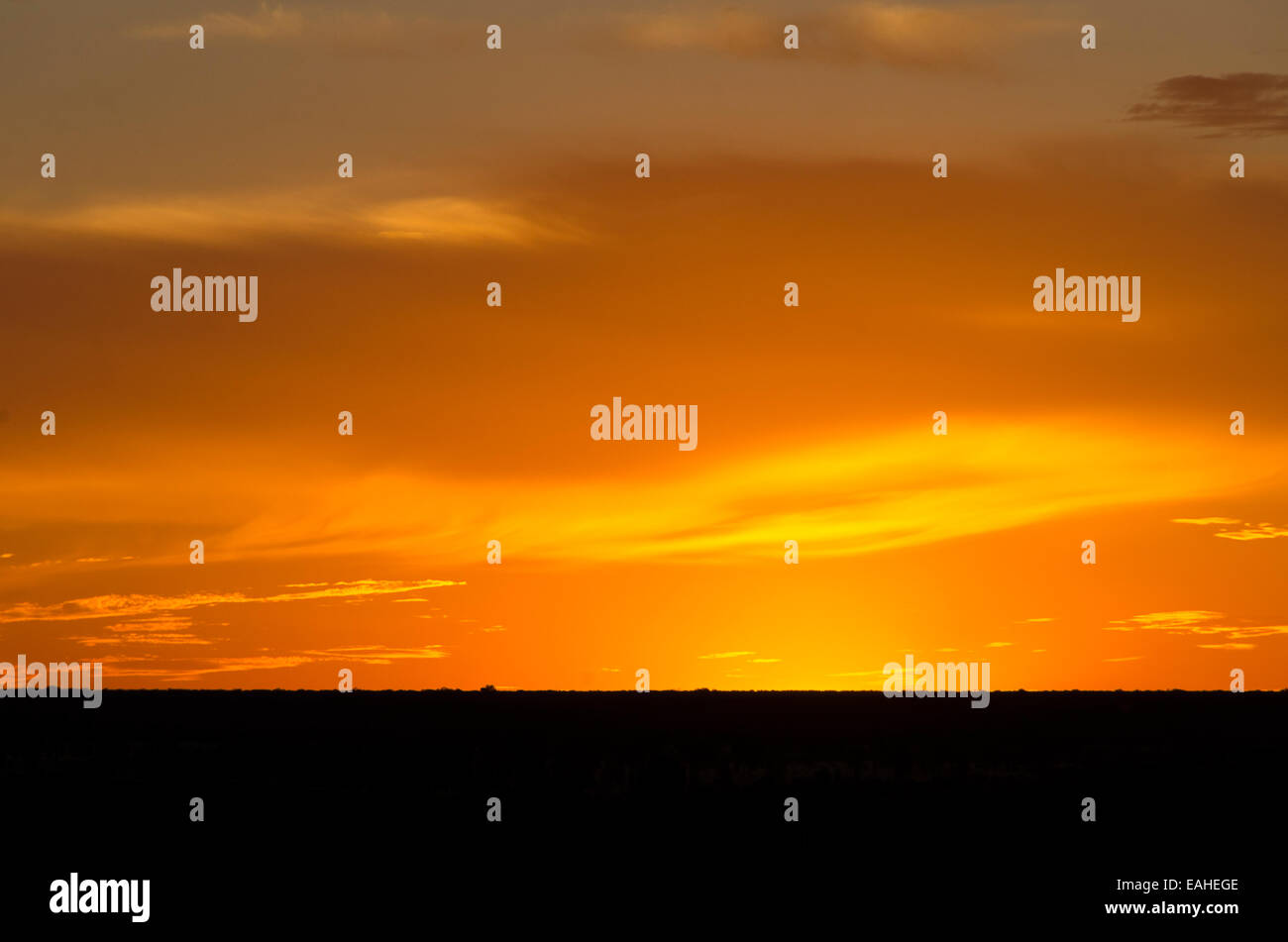 Sunset near Ayers Rock, Uluru, Northern Territory, Australia Stock ...