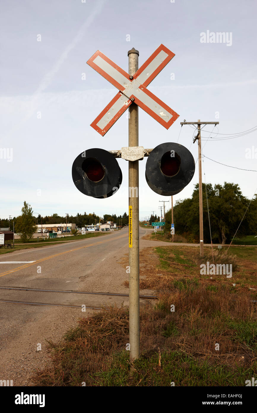 Rail crossing canada hi-res stock photography and images - Alamy