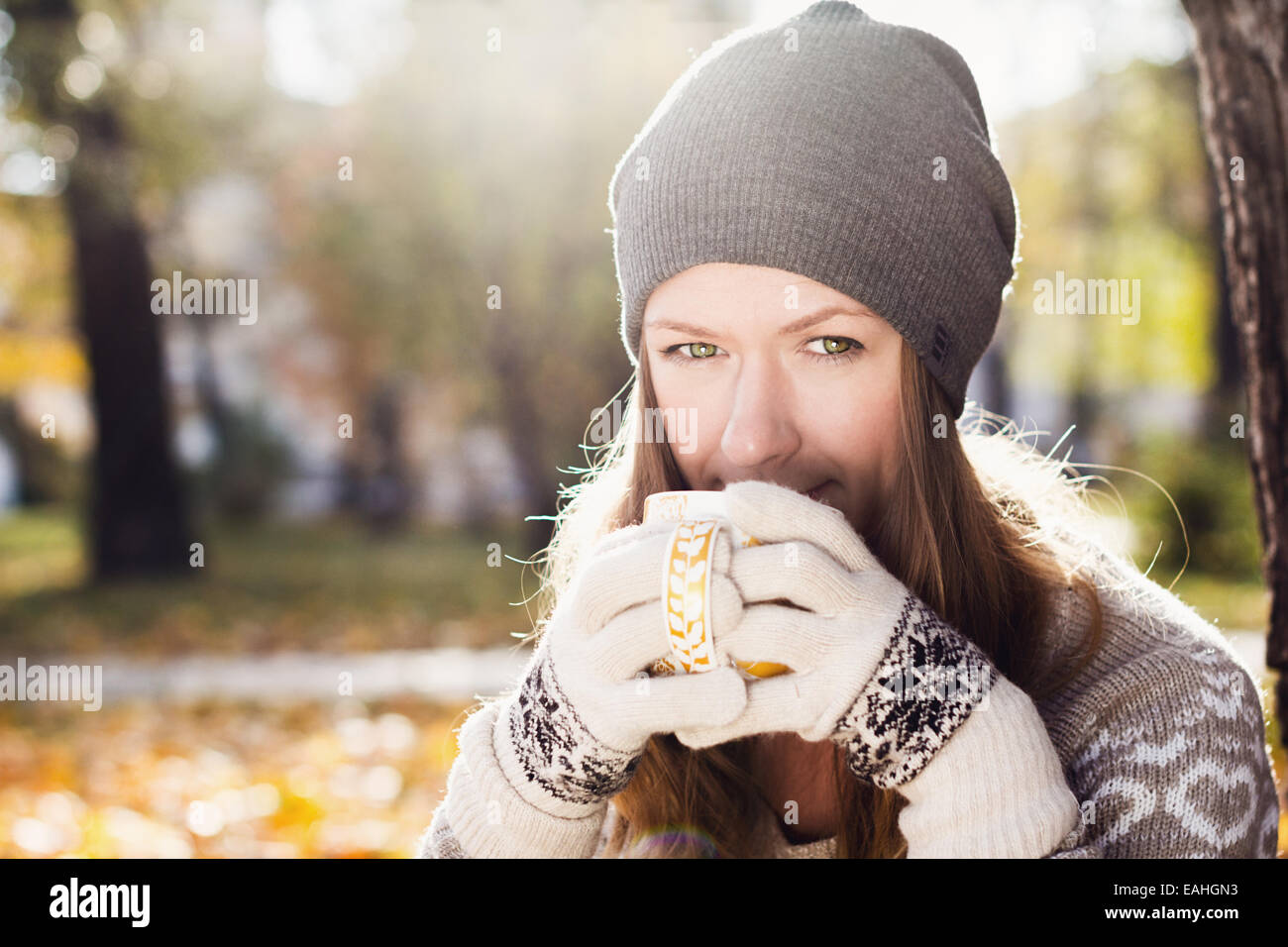 Cute tea cup hi-res stock photography and images - Alamy