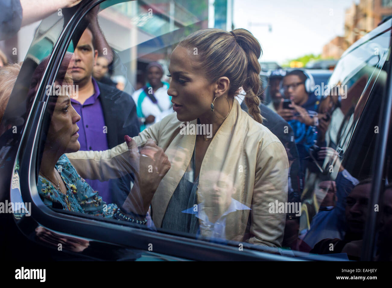 Jennifer Lopez aka J Lo leaving the Montefiore Children's Hospital in ...