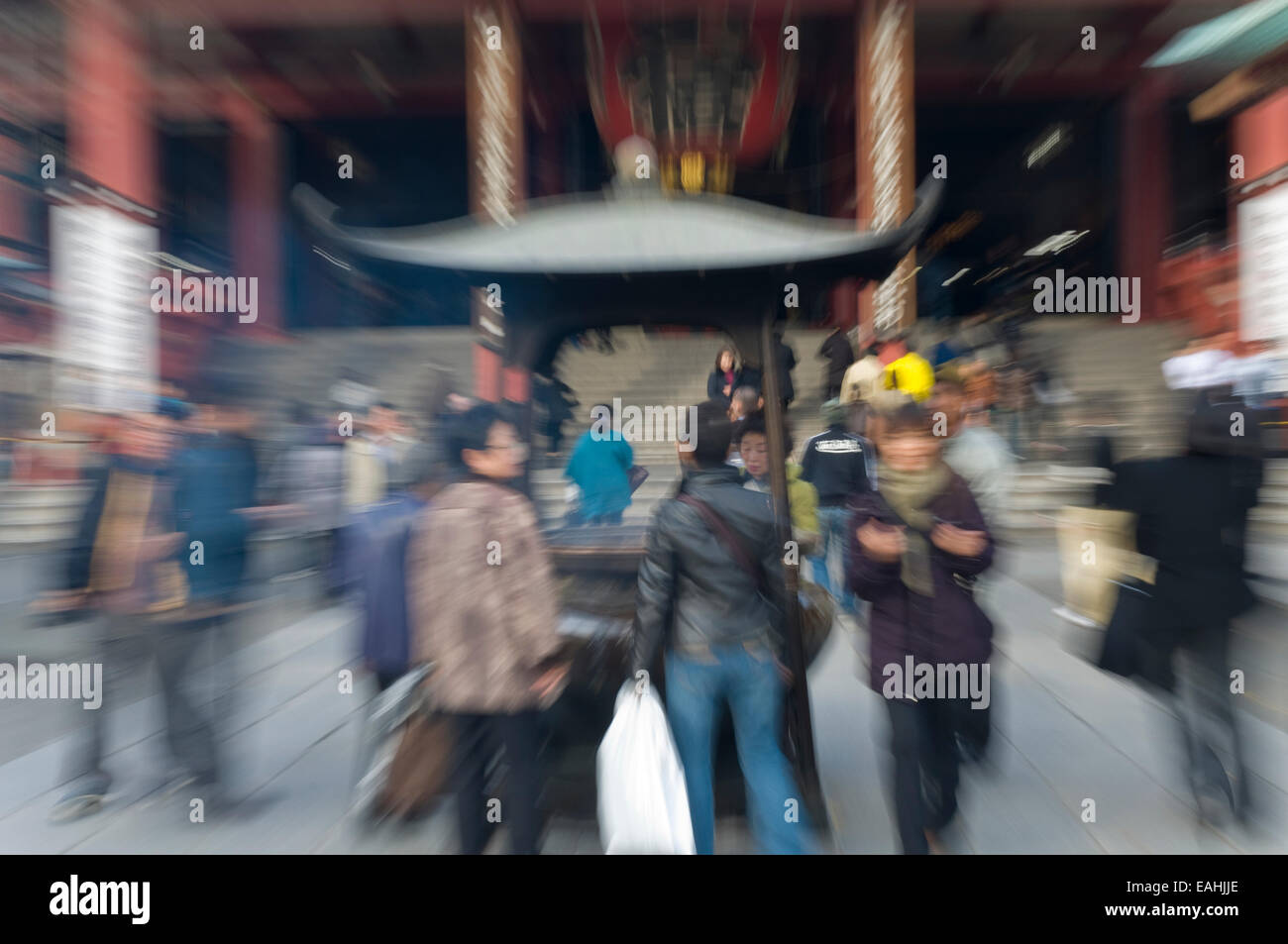 Entrance to the Buddhist shrine Senso-ji. Senso-ji in Asakusa in Tokyo ...